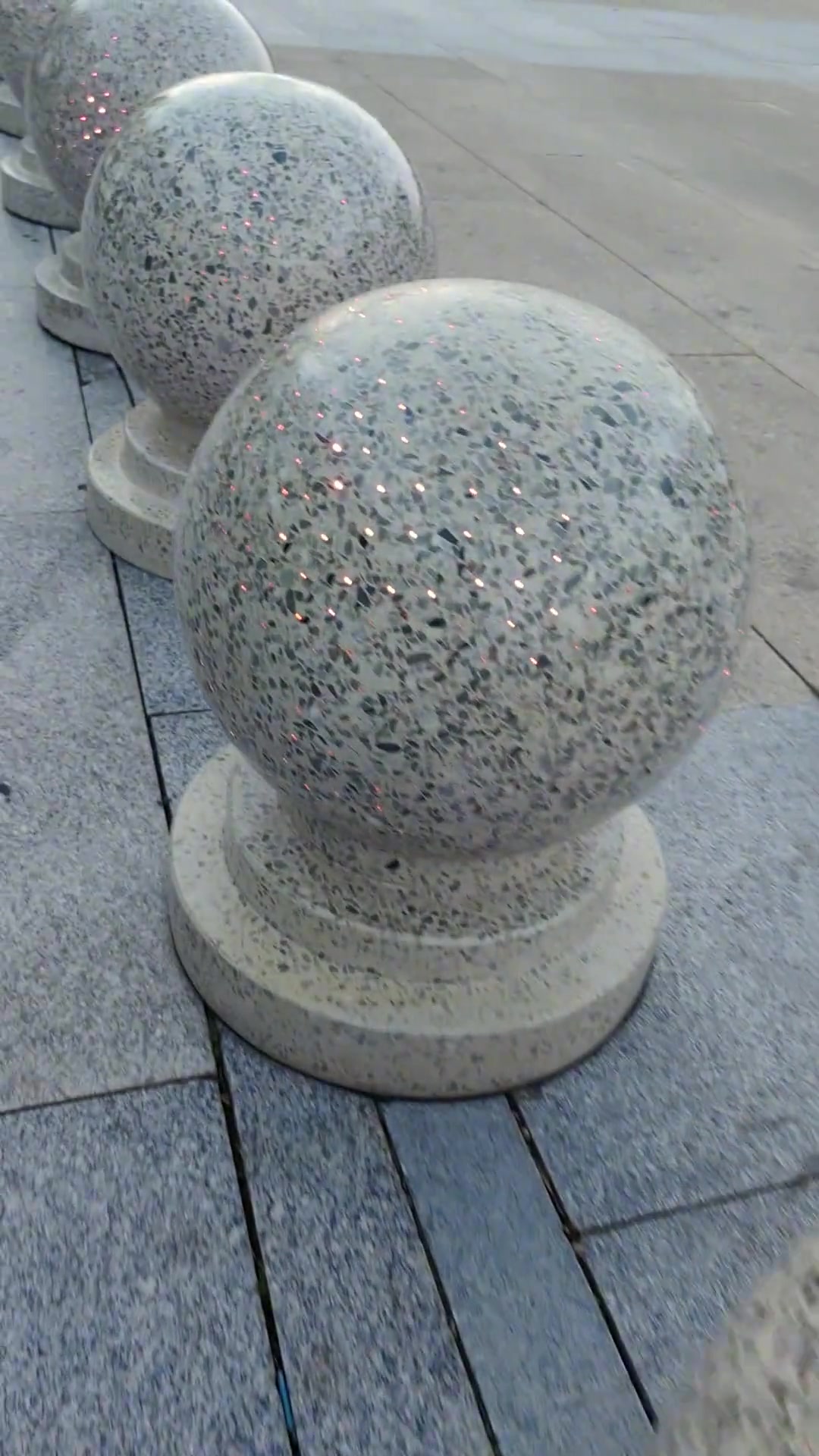 山西晋城 为了接住这泼天富贵的流量，石墩子都上岗了-24VS直播