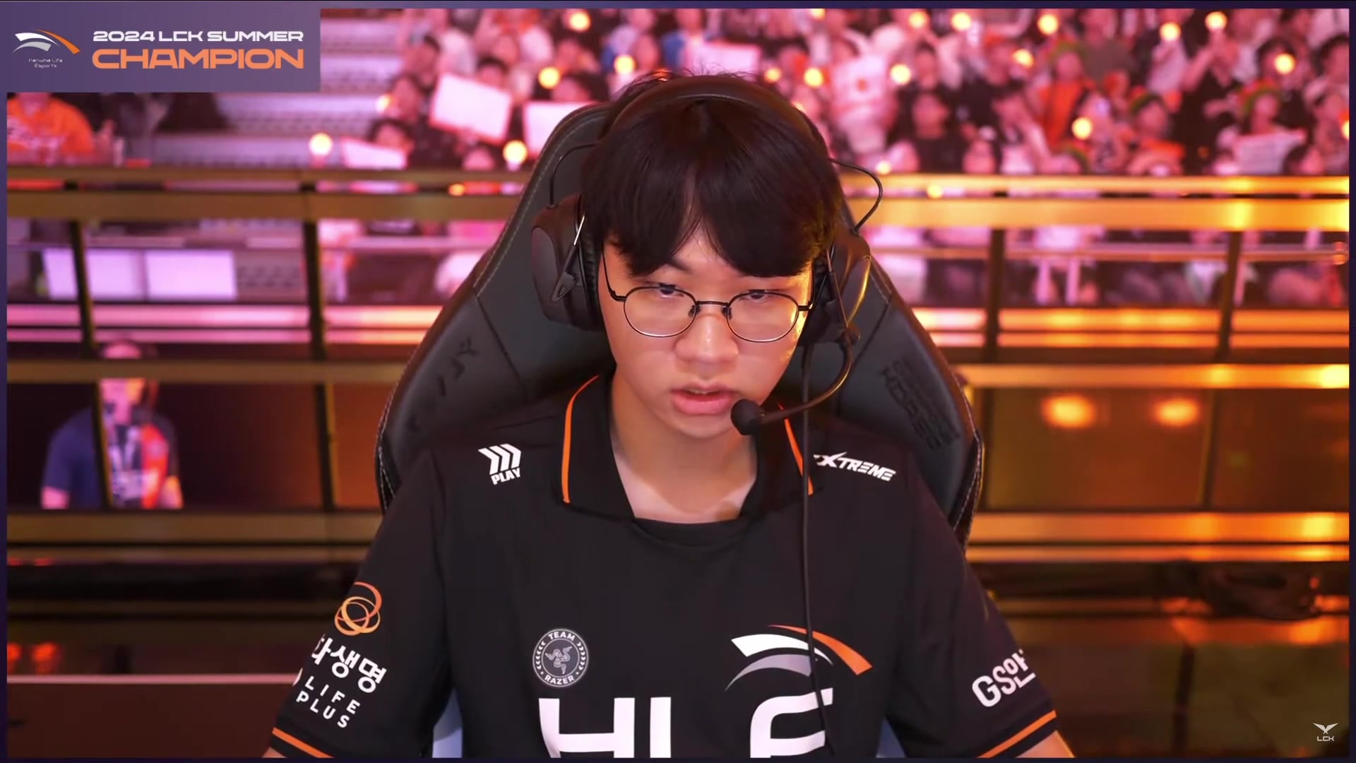 夺冠最后一刻HLE选手纷纷激动呐喊 Viper一脸淡定长叹一口气-24VS直播