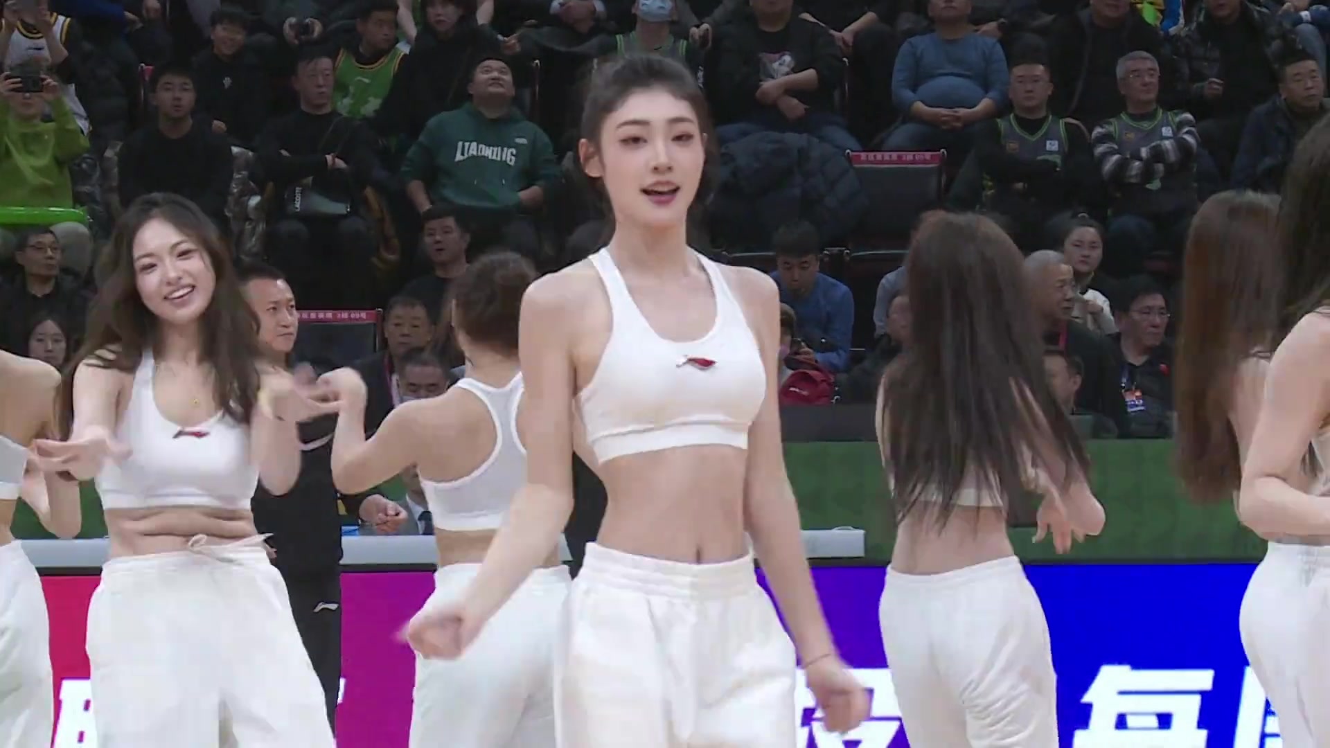 如果CBA拉拉队同曦是第一，那么辽宁第二也不遑多让-24VS直播