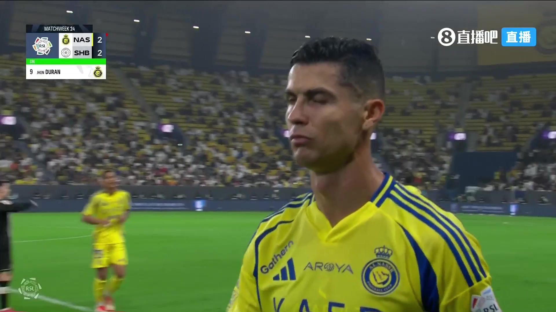 胜利少打一人做出调整！C罗第70分钟被杜兰换下！-24VS直播