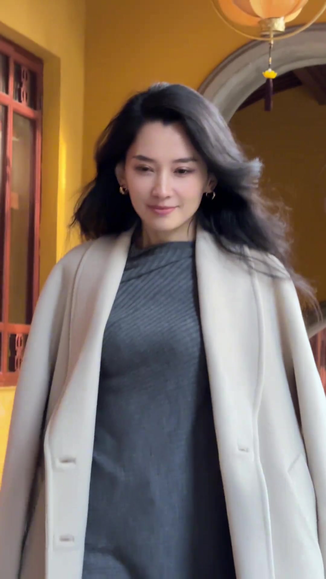 这身材有比章子怡好么？汪峰新女友森林北-24VS直播