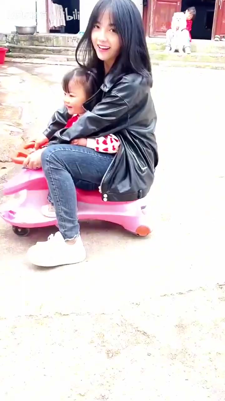 少女的蜕变！说实话给人一种温和、开朗、包容心强的感觉-24VS直播