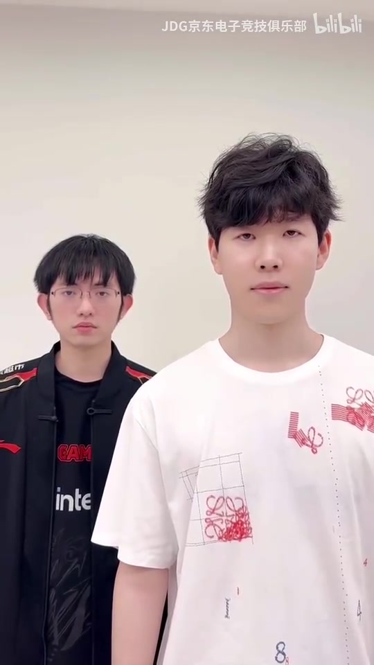 JDG整活：Flandre和TheShy复刻名场面！-24VS直播