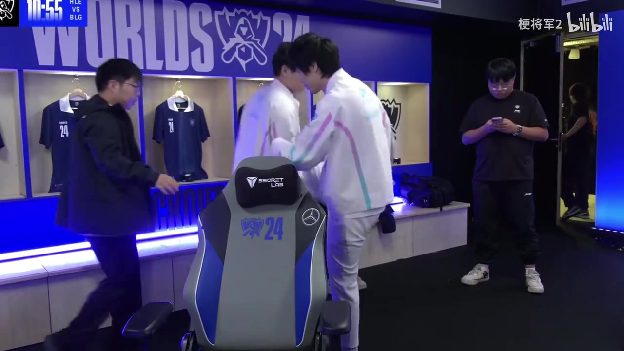 赛前预录制，bin和on玩互踢小游戏-24VS直播