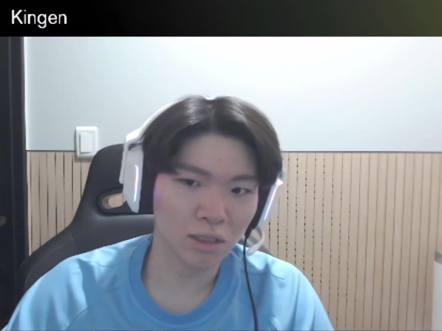 Kingen：和LoL里英雄结婚，选挖掘机 骑着她在走来走去-24VS直播